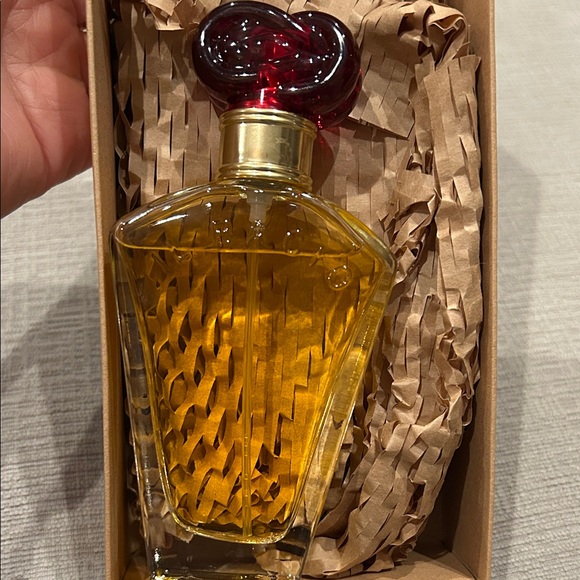 Princess Marcella Borghese | Other | Il Bacio Perfume Eau De Parfume ...
